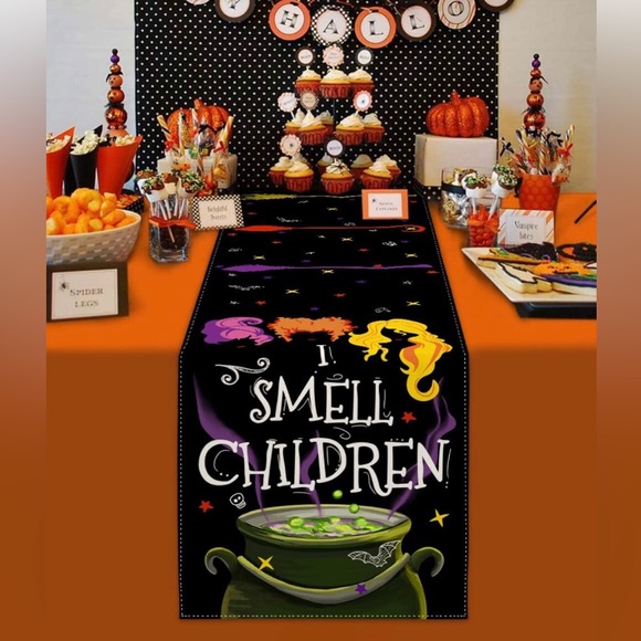 Kitchen | I Smell Children Hocus Pocus Table Runner 13x9 | Poshmark